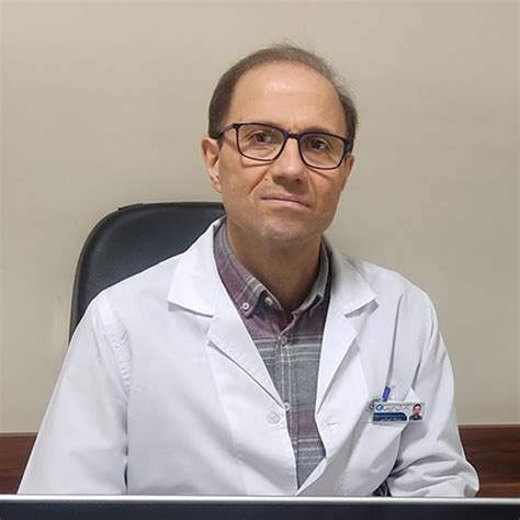 دکتر شهاب حبیبیان پزشک عمومی بیمارستان تهران ⭐️