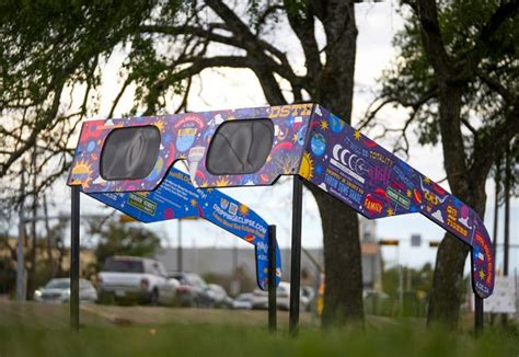 How Can I See The Eclipse Without Glasses Try These Alternatives