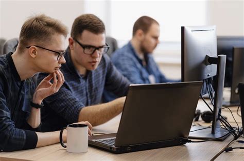 Жители Карелии назвали самые перспективные отрасли для карьеры и работы в 2023 году Karelia News