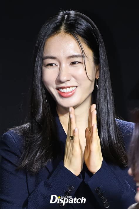 [현장포토] 이래서 은진천사…안은진 코 찡긋 미소 디스패치 뉴스는 팩트다