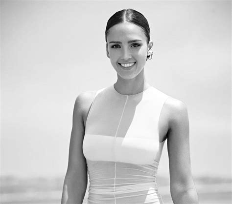 History Jessica Alba Rose To Prominence In The Early 2000s Quickly