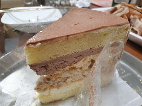 폭룡오목눈이형 대하로설가 화식조жар пти́ца On Twitter 여러분 키예프 케이크는 사람이 살면서 한 번쯤은 먹어봐야 하는 풍요로운 곡창지대의 맛입니다