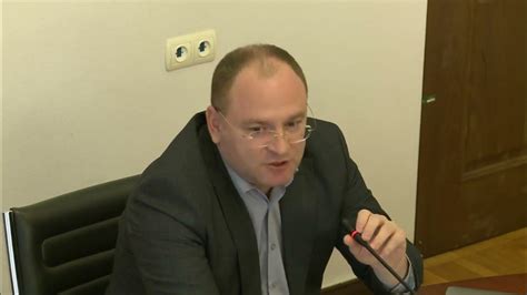 ყველას გასაგონად ვიტყვი გადადგომას არ ვაპირებ ყველამ კარგად გაიგოს ირაკლი ბერაია ელისაშვილს