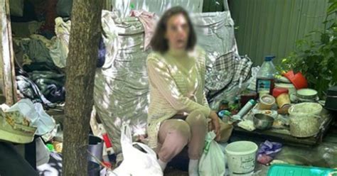 Жінці яка пошкодила могили українських захисників у Києві загрожує до