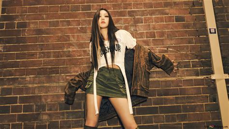 에스파의 지젤 My World Album Shoot 4k 배경화면 다운로드