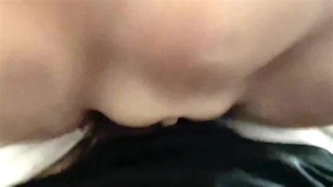 Fille Chevauche Une Bite