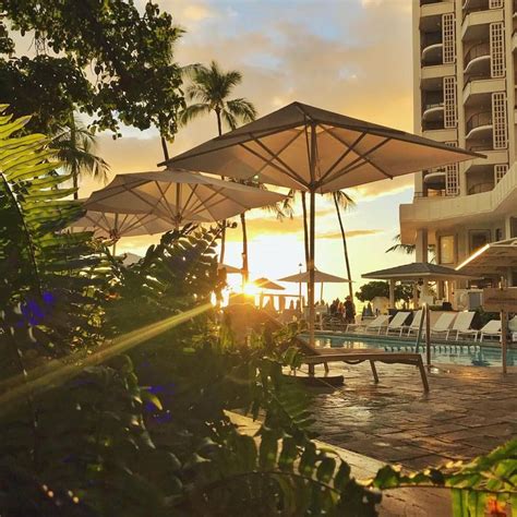 Was Able To Catch A Few Sunsets From Themoanasurfrider Poolside The