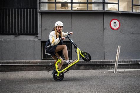 Windgoo B9 Electric Scooter With Seat Electroheads Media Ltd