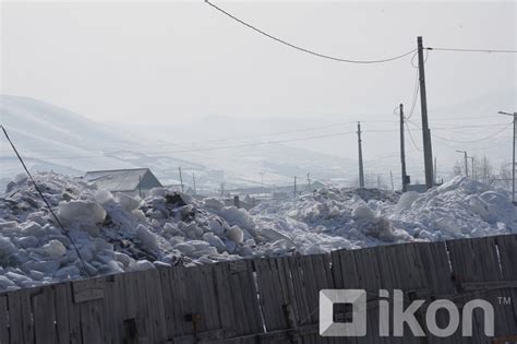 ФОТО Бэлх орчимд 40 айлын хашаа халиа тошинд автжээ