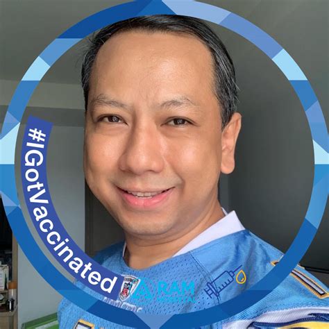 English 🪜 รู้ไหม “บันได” ภาษาอังกฤษไม่เหมือนกันนะ หลายคนชอบใช้คำว่า Stairs แทนทุกอย่าง แต่