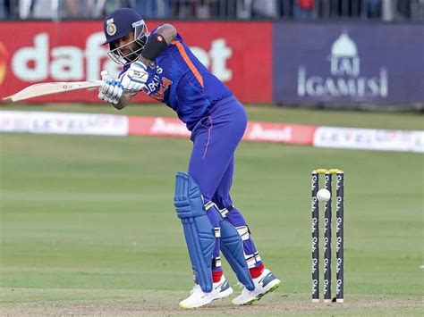 How To Play The Flick Shot In Cricket Mastering Cricket Essentials