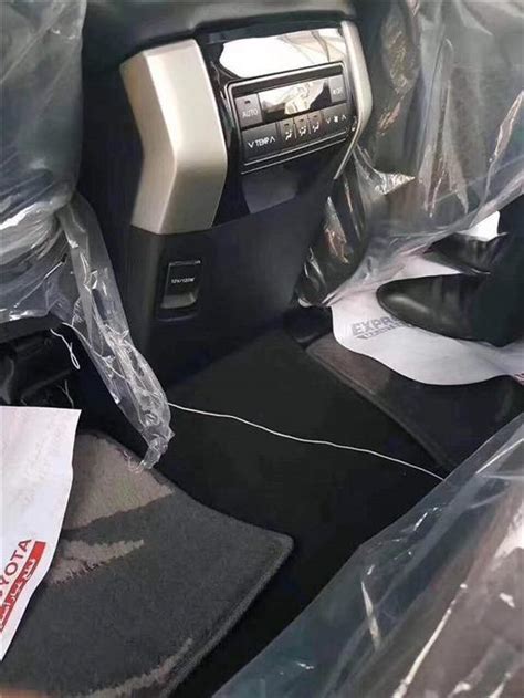 18款丰田普拉多4000已到港17款霸道清仓 手机新浪汽车