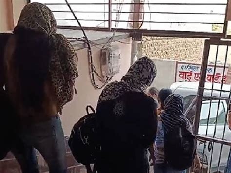 Noida Hotel Sex Racket Exposed 7 Girls Rescued Noida News नोएडा के होटल में चल रहा था सेक्स
