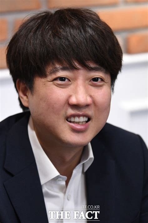 [인터뷰] 이준석 싸가지 없다고 단정하되 섹시하게 입으란 소리 영상