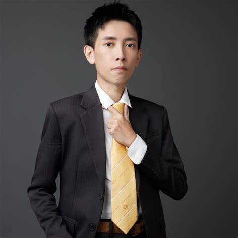 不要一直欺騙消費者好嗎？ 一下急賣？屋主急了？ 現在又來隨便說個自備款xxxx 😮‍💨