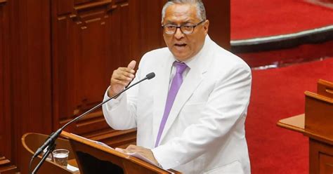 Конгресс обсудит вотум недоверия министру здравоохранения в этот четверг Infobae