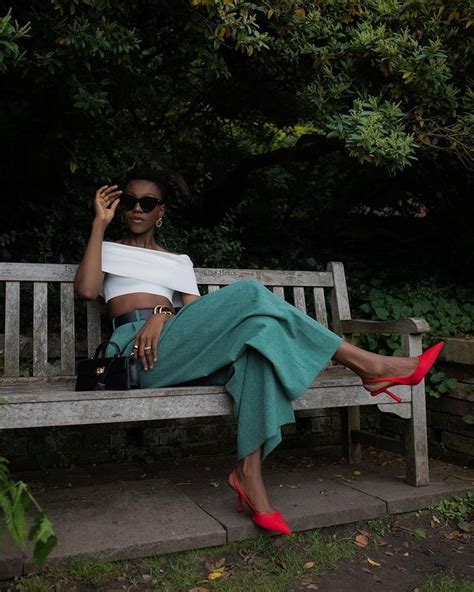 Violet Ezedimora Feet