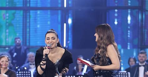 Para Finales Së Madhe Arbana Osmani Ka Diçka Për Ti Thënë Albina Kelmendit Aktualitet