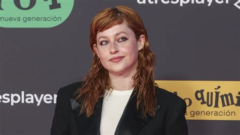 Quién Es Chloé Wallace La Directora Del Documental De Aitana Europa Fm