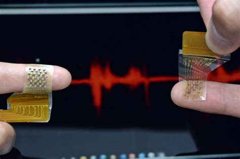 Etri 피부부착형 텔레햅틱으로 촉감 소통 앞당긴다 전자신문