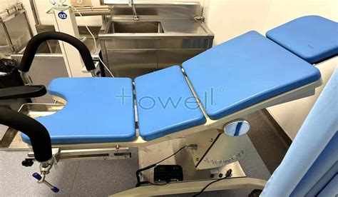 Electric Hydraulic Gynecology Examination Table With Foot Rest HOWELL Medical