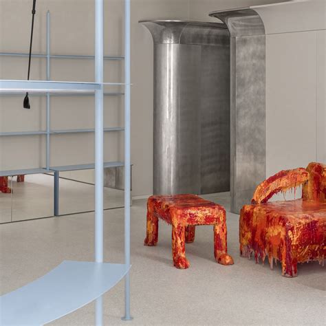 Subtle And Sophisticated Interior Distinguishes Kyiv Sex Shop Inside