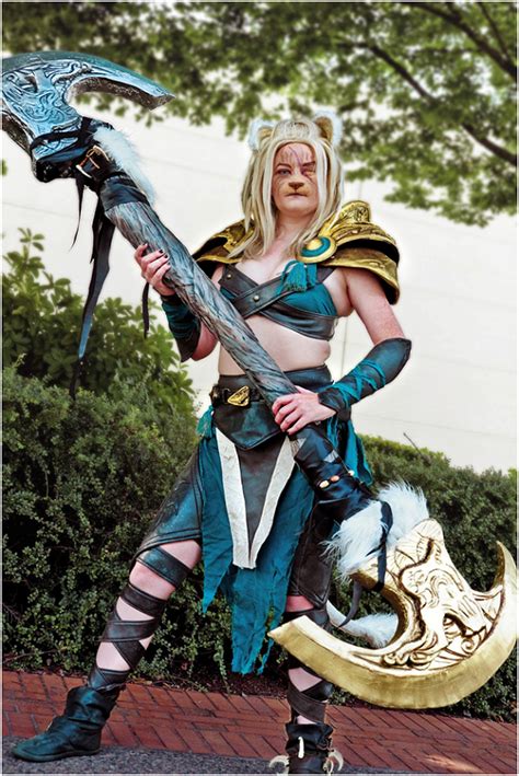 Ajani Cosplay