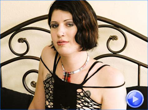 Super Cool Geeky Goth Tgirl From Seattle Who Loves Video Xxx Dessert