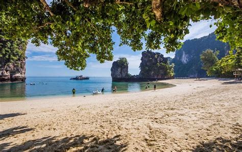 ไปกระโดดสระน้ำแร่ธรรมชาติ พักผ่อนนอนเล่นที่ ภูธารา รีสอร์ท กระบี่