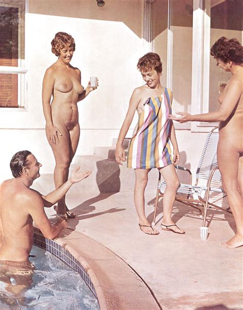 Random Naturist Couples Pics XHamster