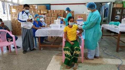 မင်းလှမြို့တွင် ကိုဗစ် ၁၉ ရောဂါ ကာကွယ်ဆေး ပထမအကြိမ် စတင်ထိုးနှံ‌ပေး Information And Public