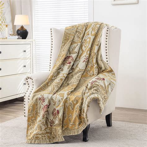 Loom And Mill Damask Patchwork Throw Blankets For Bed