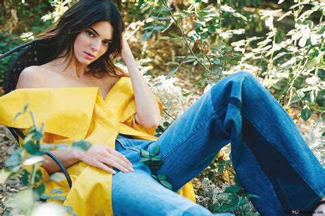 Kendall Jenner Vogue Magazine China Shoot 4k Achtergrond Downloaden