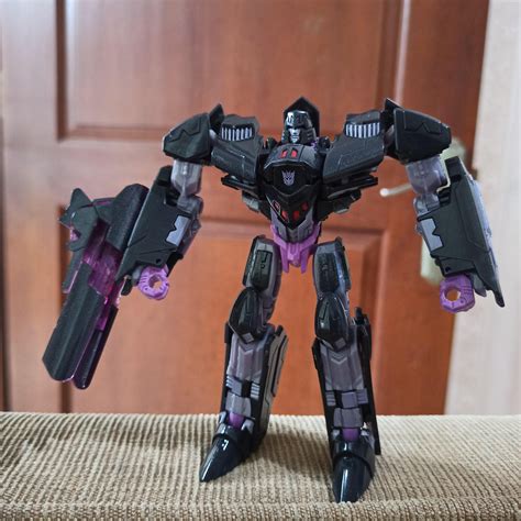 Despite His Thin Appearance The Alternate Mode Looks Really Cool Generations Megatron Idw