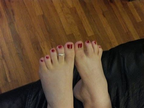 Milfs Toes Please Comment Porn Pictures Xxx Photos Sex Images 725132 Pictoa