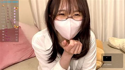 Uiui0706 Fully Nude Stripping On Cam For Online Porn Video Show