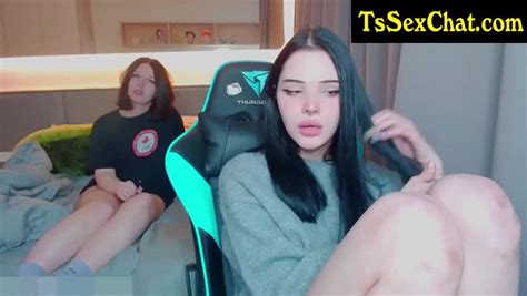 Two Tranny Cam Shows