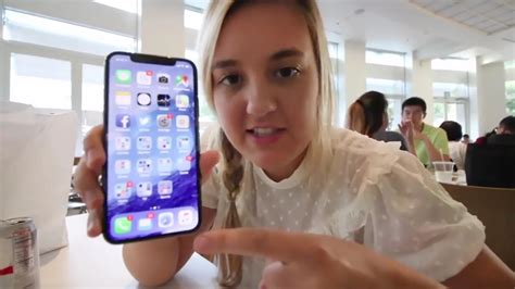 La Hija De Un Ingeniero De Apple Mostró El Nuevo Iphone X Y Causó El Despido De Su Padre Infobae