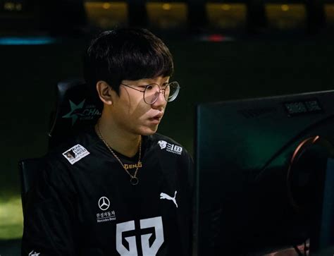 Vừa đòi Shut Down Faker Xạ Thủ Ruler đã Phải Nghỉ Thi đấu Gen G