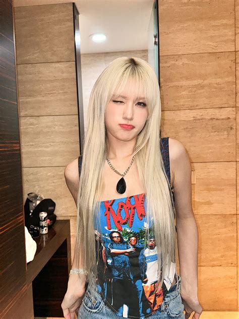 230803 Somi Twitter Update Kpopping