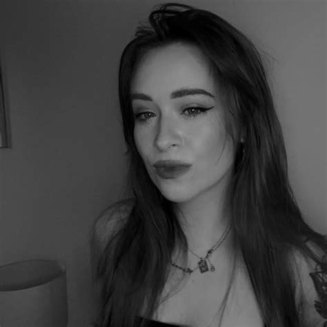 Lucy Love Lucyjaynelove Threads Say More