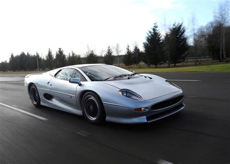 Why Jaguar Should Restomod The Xj220 Supercar Today