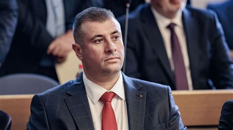 Станислав Младенов БСП в СОС Внасяме доклад за целева субсидия на болница Шейново за