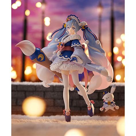 Max Factory Figma Hatsune Miku Snow Miku Serene Winter Ver Figure Blue