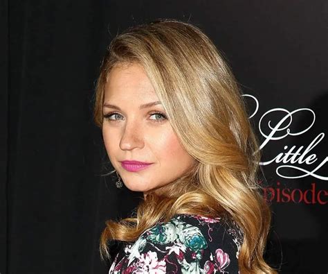 Vanessa Ray Body Measurement Bikini Bra Sizes Height Weight Hot Sex