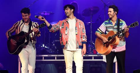 Jonas Brothers Happiness Begins Album Details Ps Entertainment