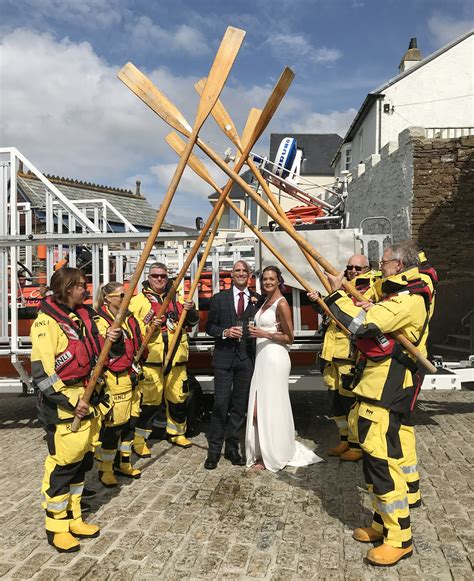 Newlywed Rnli Lifesavers Ready To Leave Valentines Day Dinner If Pager Sounds Rnli