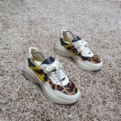 235 레오파드 송치 키높이 운동화 상태굿 헬로마켓