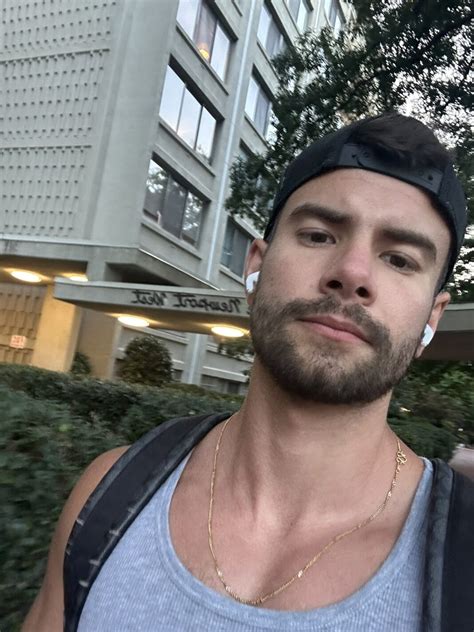 Model Of The Day Parker Nolan Daily Squirt