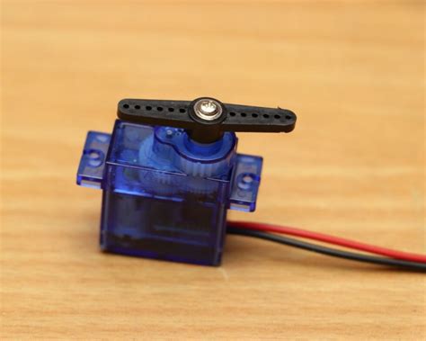 How Much Weight Can A Servo Motor Lift 2025